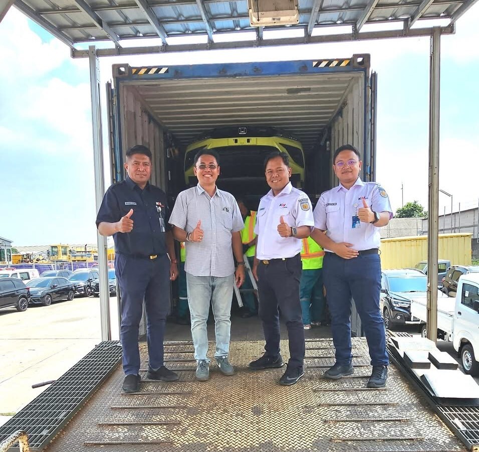 New Police Vehicles Shipped to Indonesia Using Trans-Rak R-RAKs: A ...